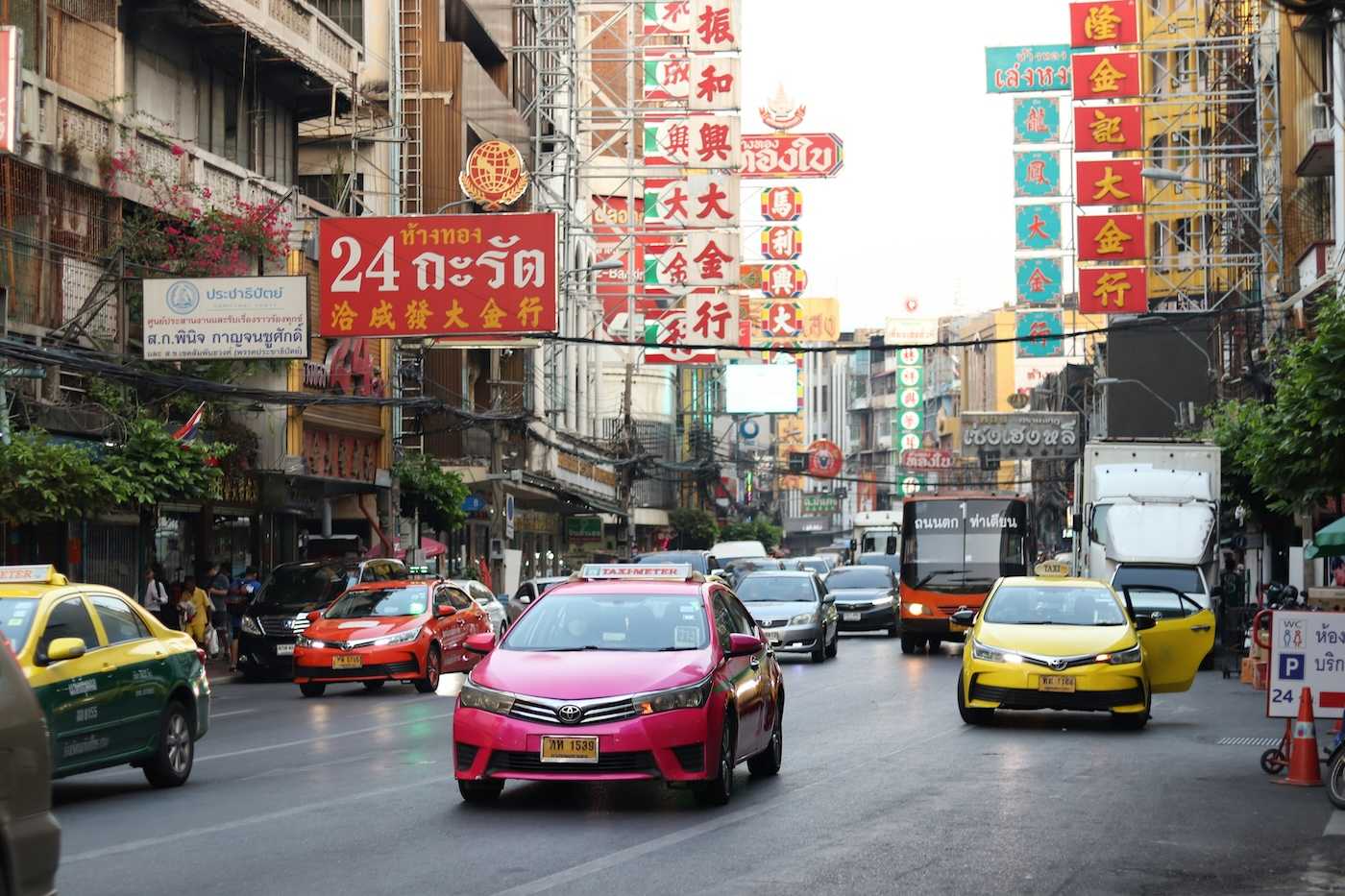 81 Best Hotels Near Suvarnabhumi Airport (BKK) — Direct Terminal Access ...